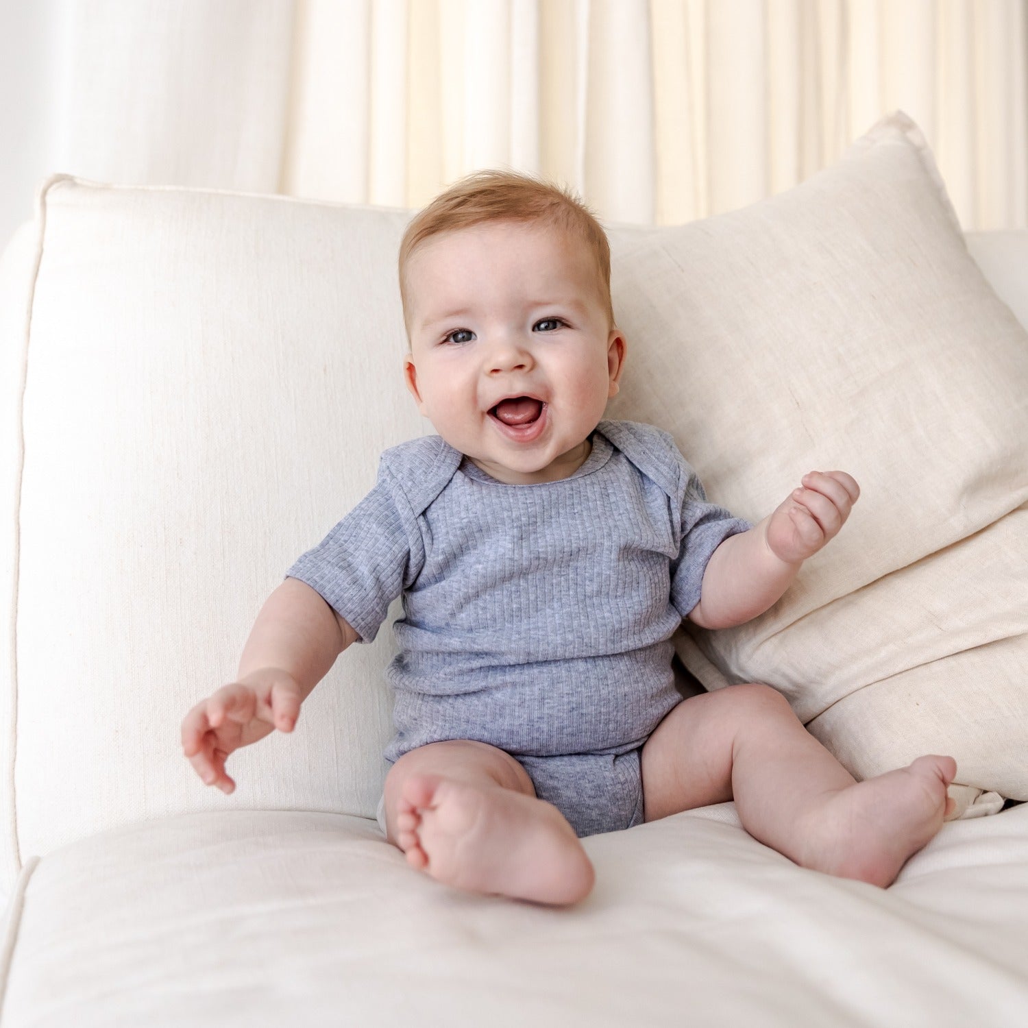 Hello Poppet Original Ribbed Bodysuit Shortsleeve | Bear & Moo