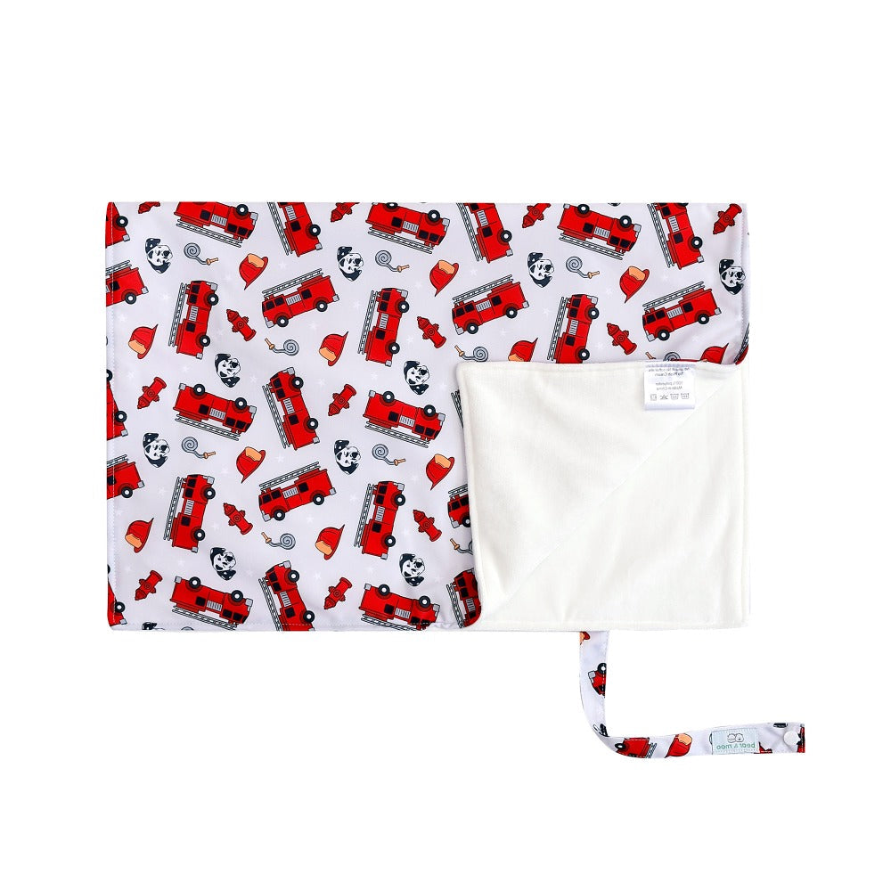 Reusable Bamboo Change Mat | Waterproof Play Mat | Bear & Moo