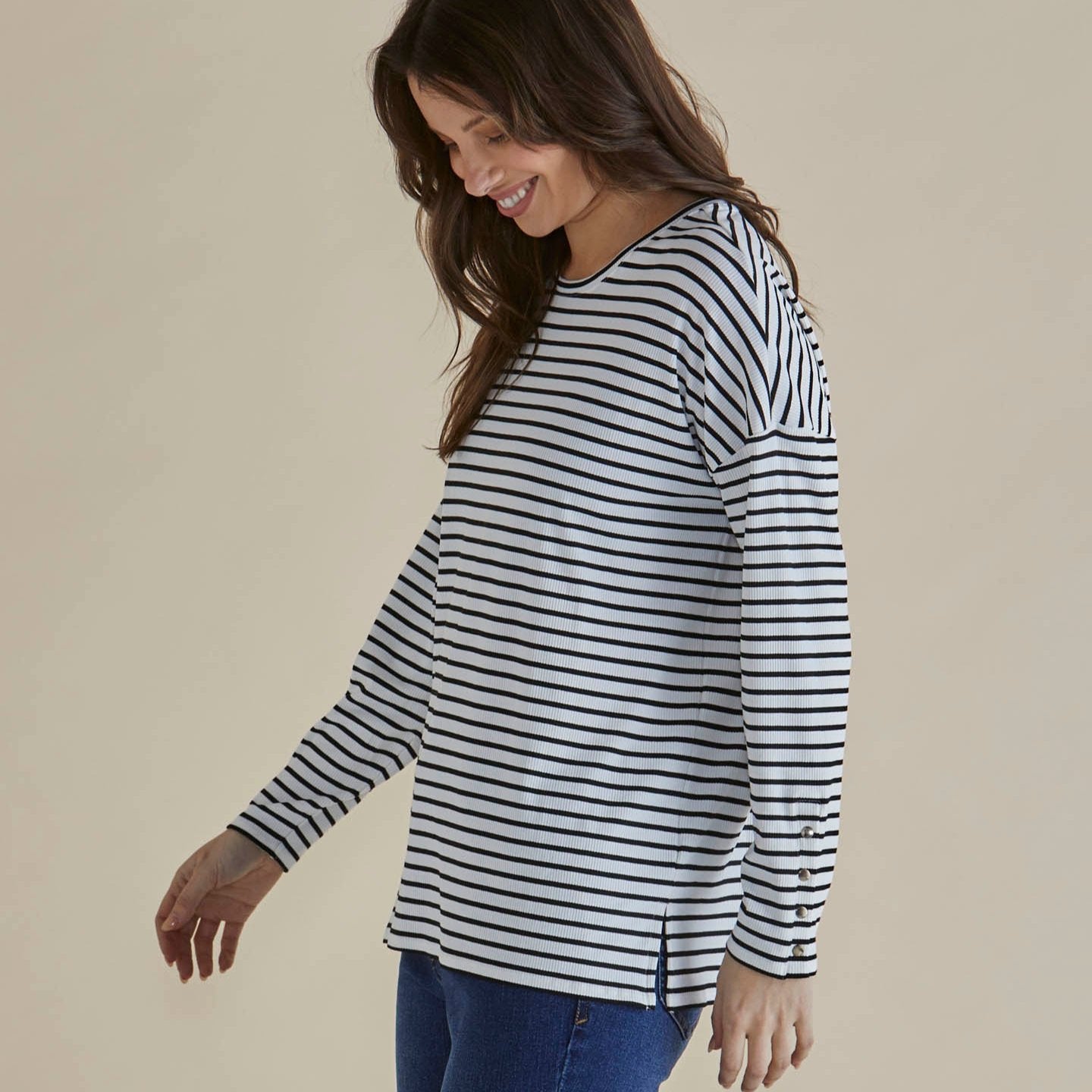 Betty Basics Hendrix Tee | Women's T-Shirts | Bear & Moo